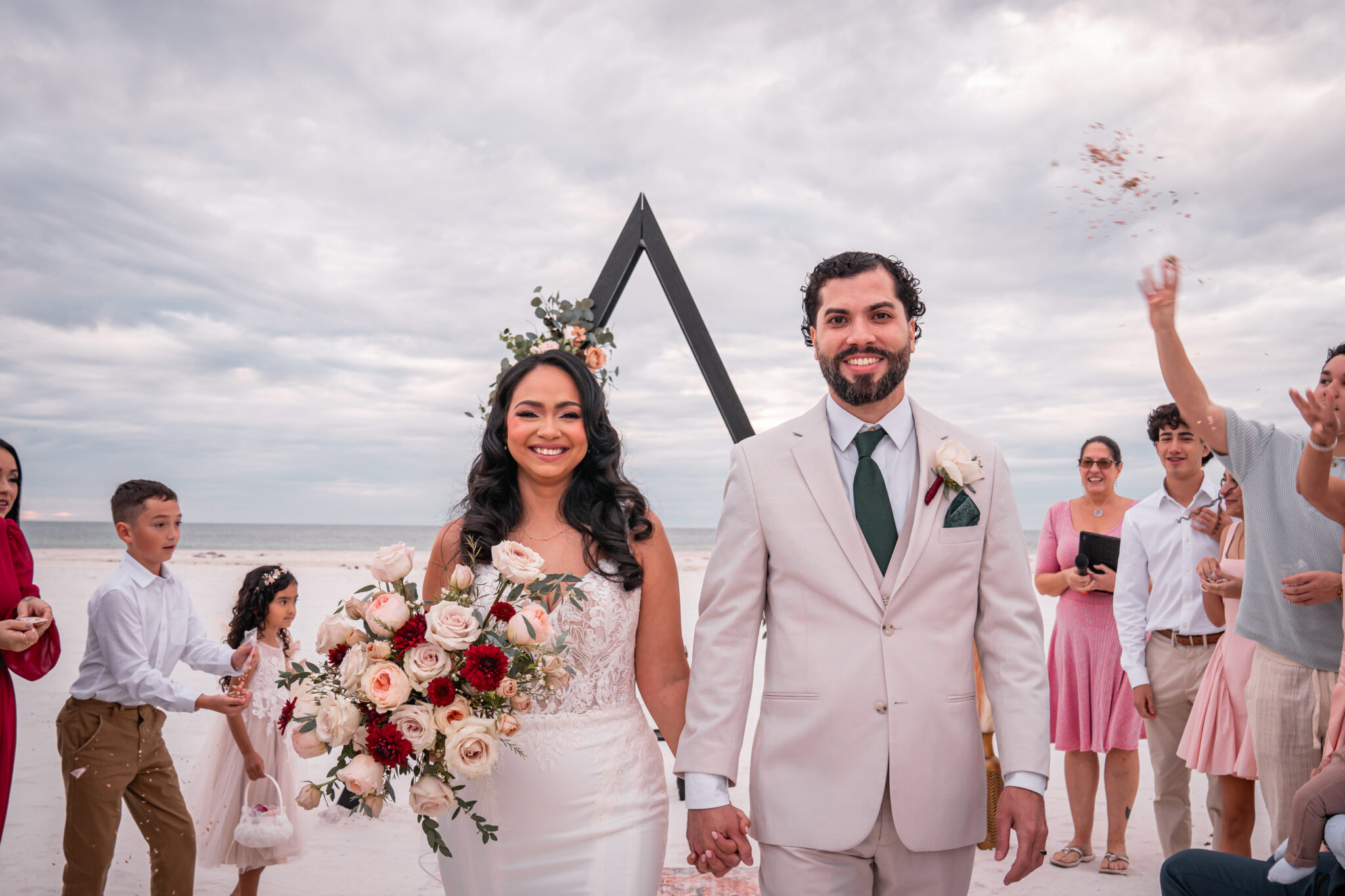 Design Your Ceremony – Beach Weddings with Style