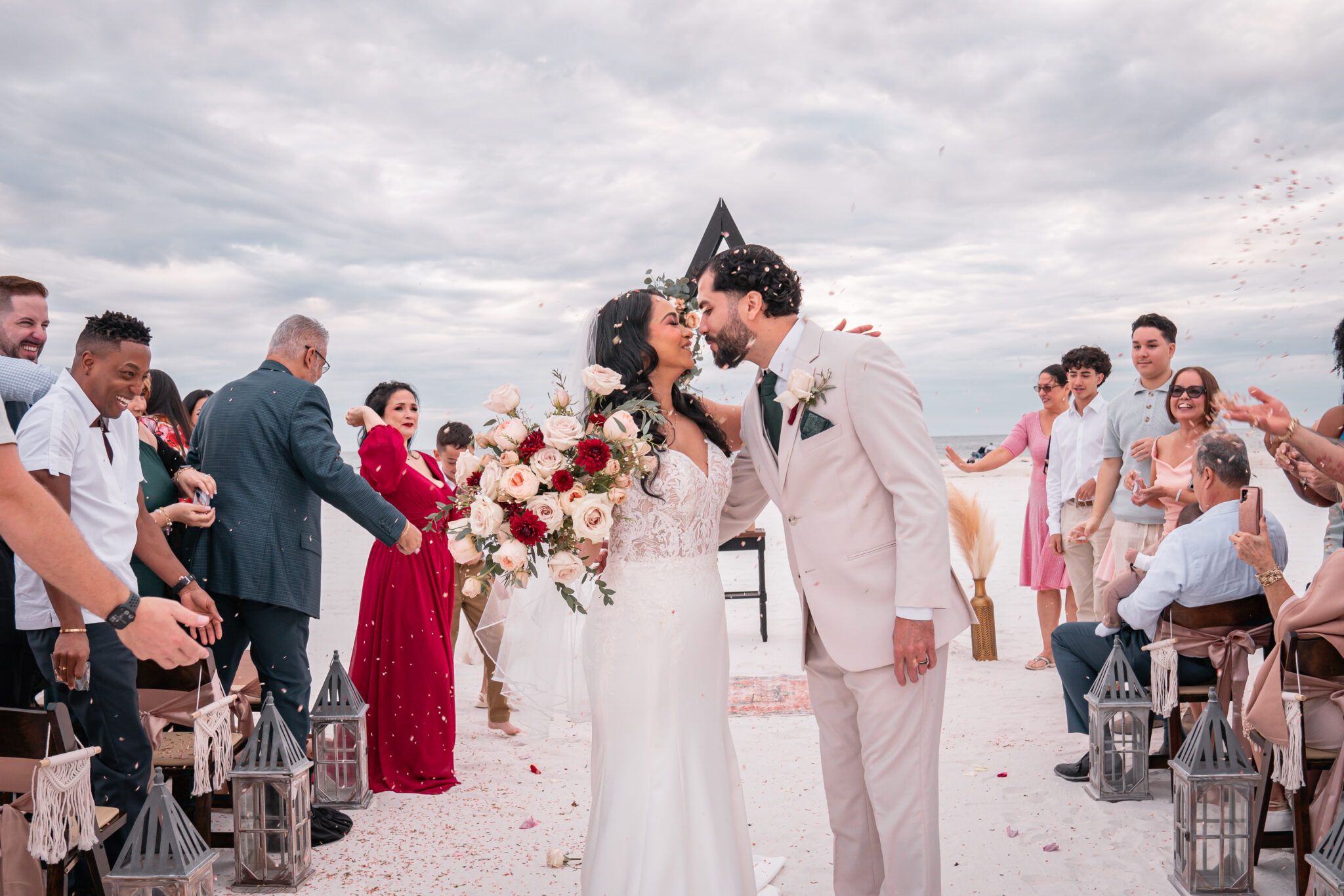 Design Your Ceremony – Beach Weddings with Style