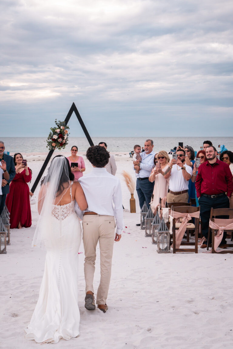 Ceremony Colors – Beach Weddings with Style
